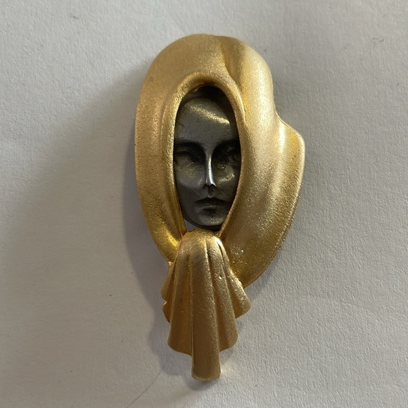 Ultra Craft | Jewelry | Vintage Ultra Craft Signed Lady In Mixed Metals ...